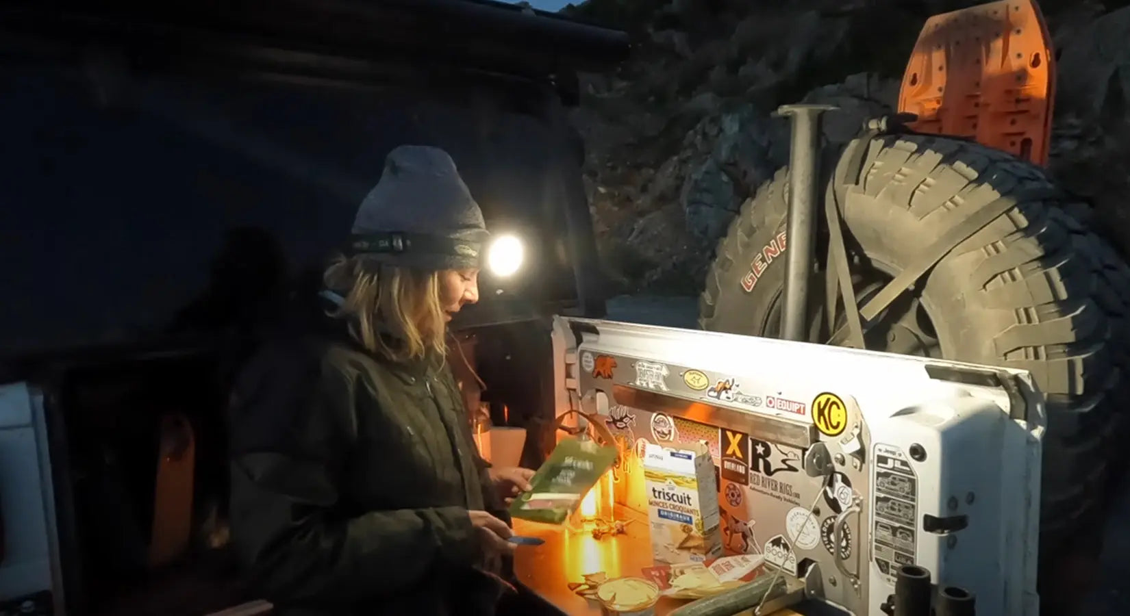 Camping Beside a Massive Glacier - @EFRT - BIGTENT